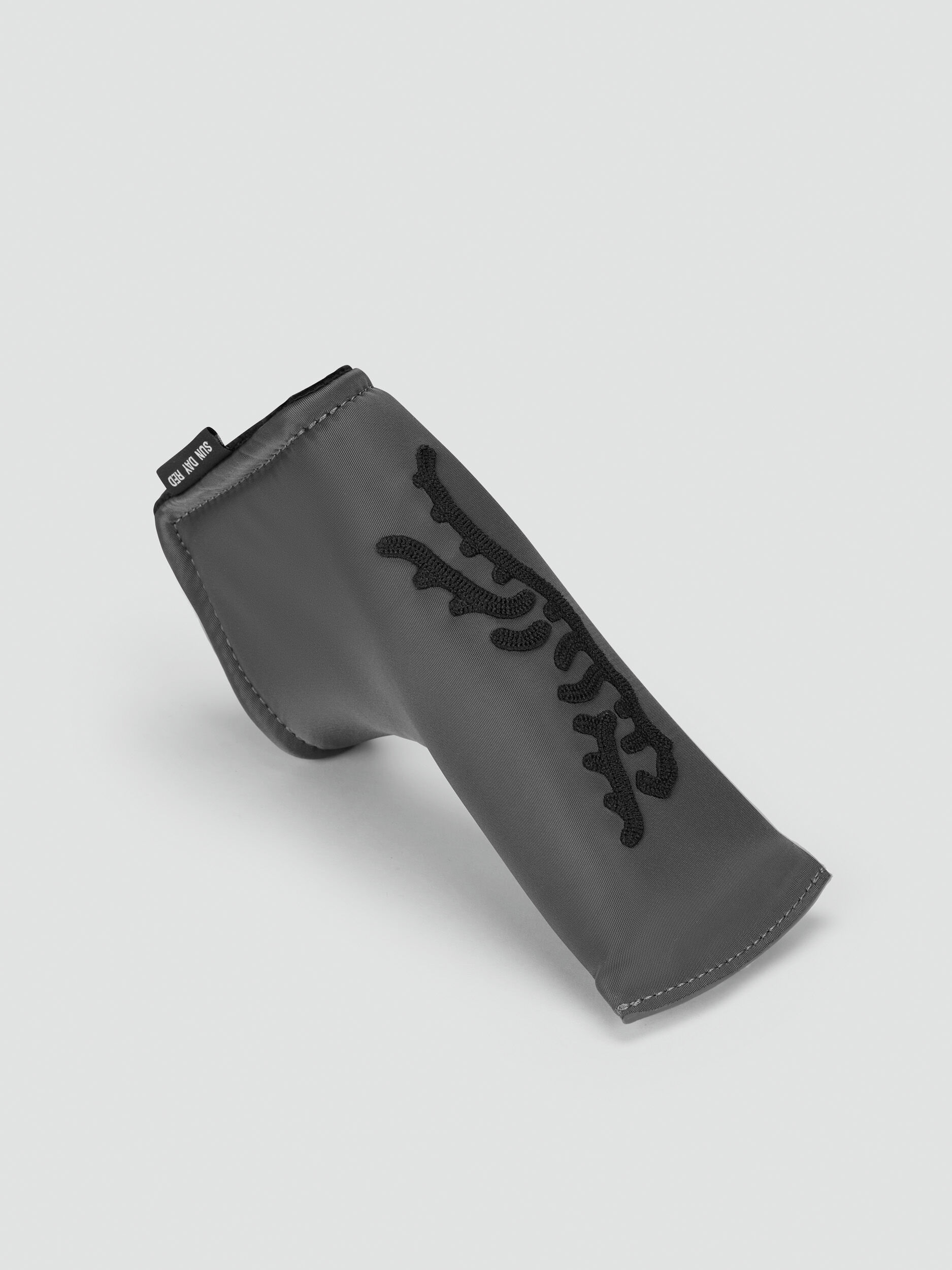 Sun Day Red x Vessel Icon Nylon Blade Headcover | Sun Day Red